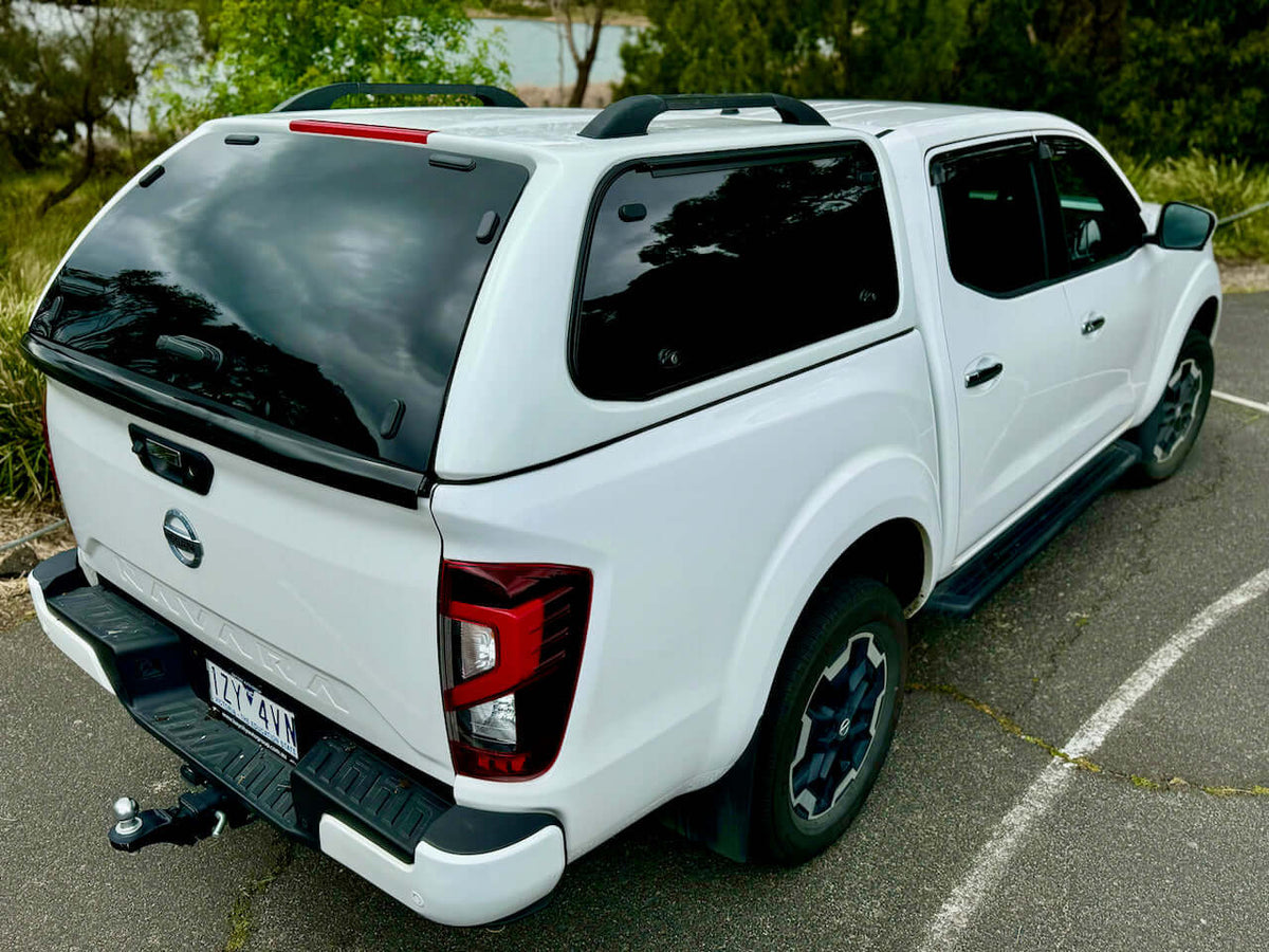 Best Fibreglass Ute Canopy for Maximum Utility and Toughness — AlfaLab