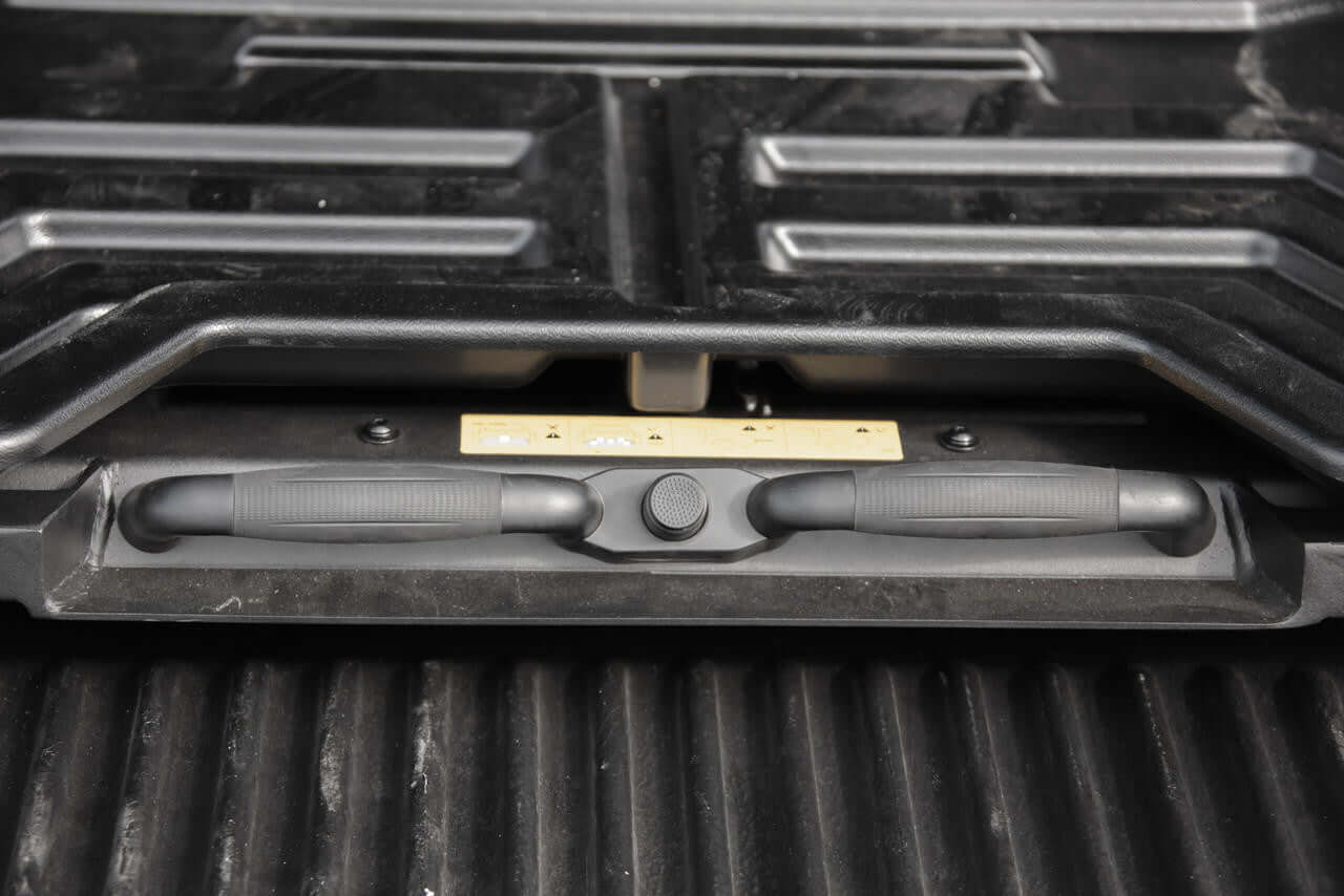 Sliding Tray Drawer for Hilux: Robust & Handy — AlfaLab