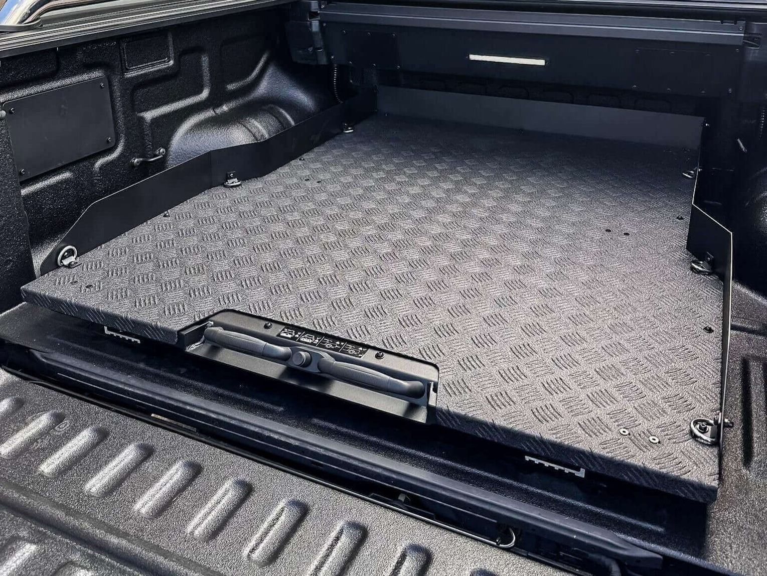 Amarok 2023+ Sliding Tray: 300KG Load Rating — AlfaLab